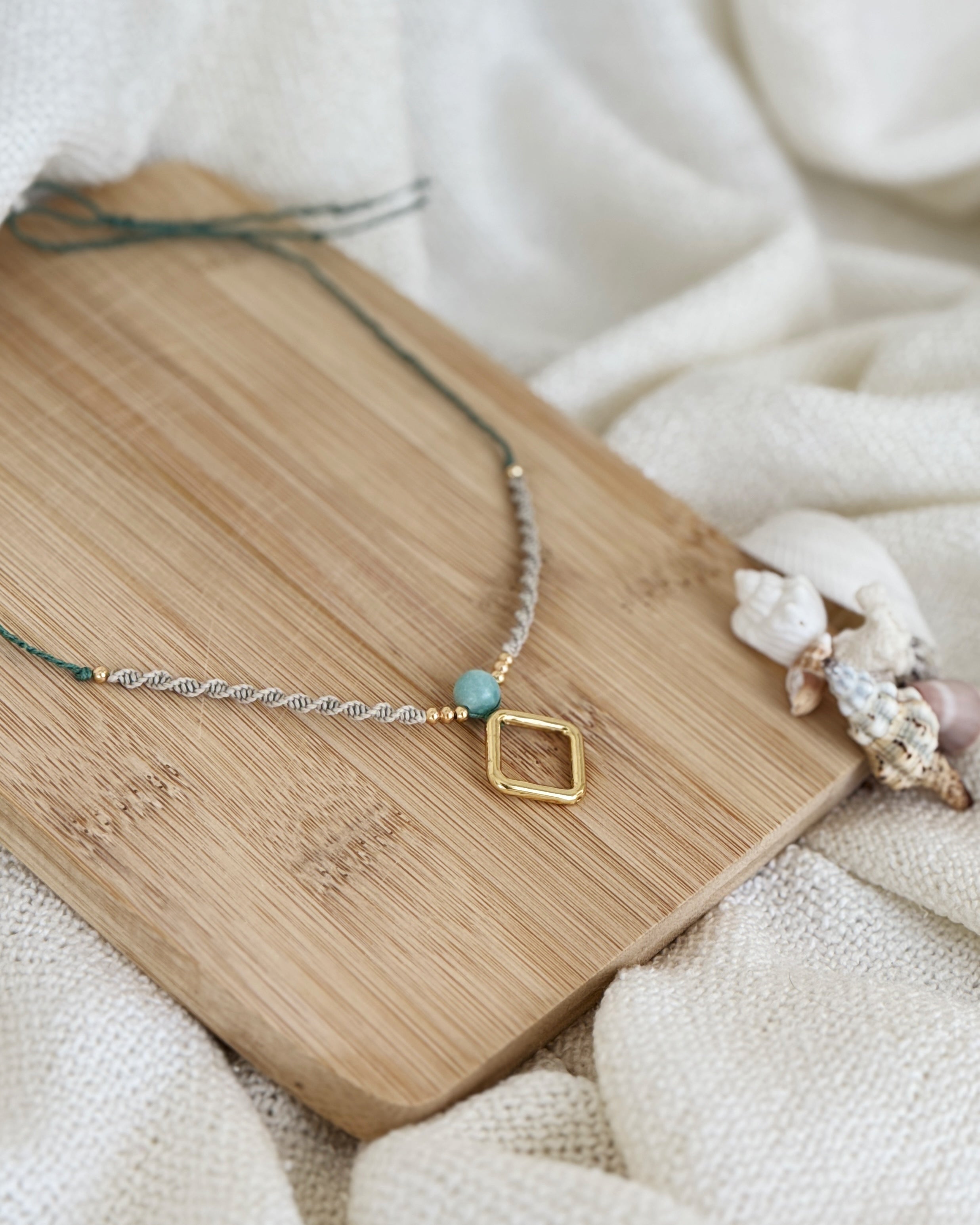 Handmade Thread & Macrame Necklaces | Lala Fshasha